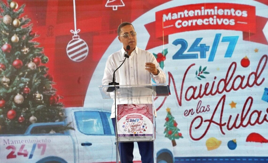 Gobierno inicia programa “Navidad en las Aulas 24/7” - Teleuniverso TV
